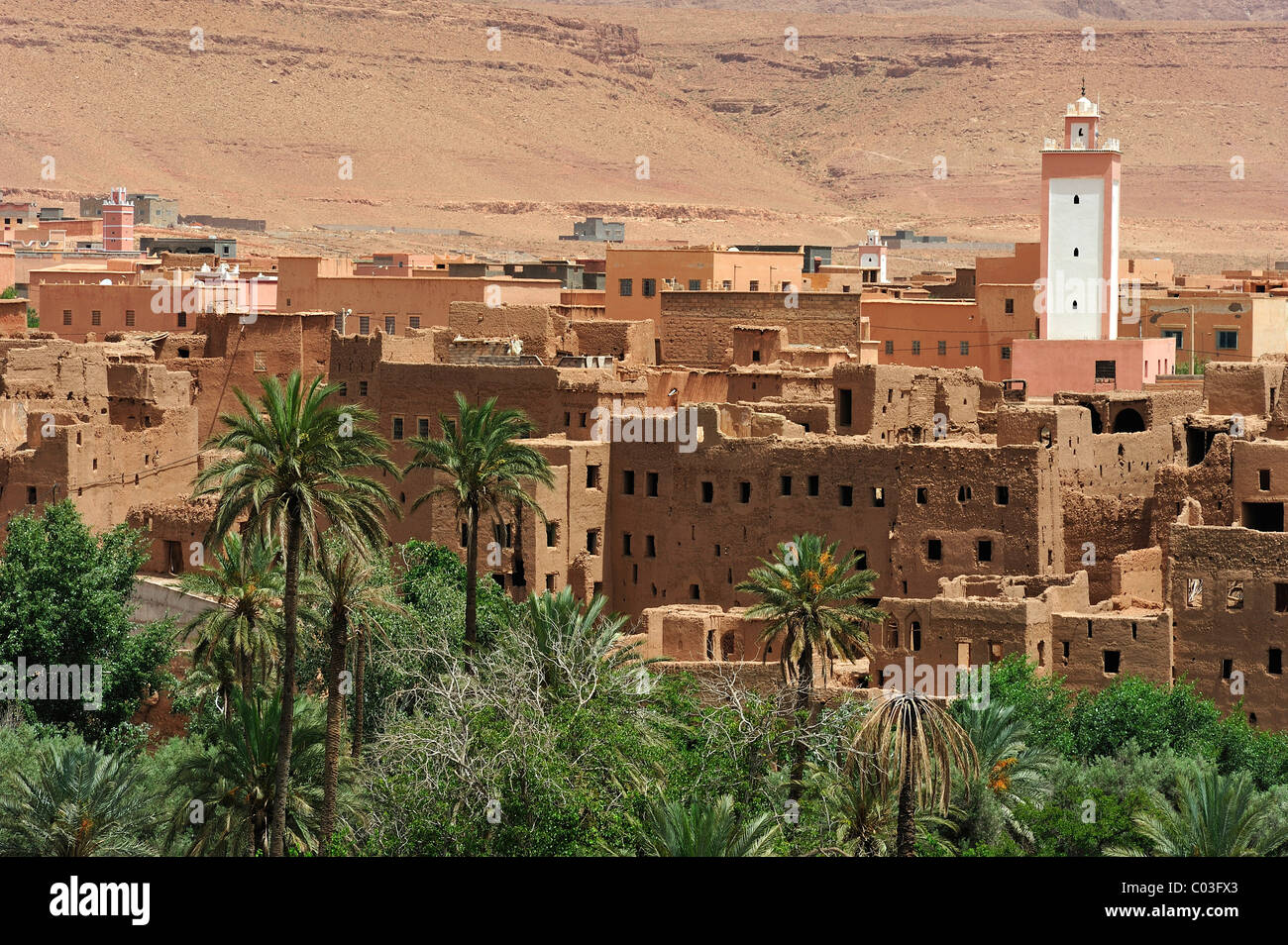 Typical moroccan houses hi-res stock photography and images - Alamy