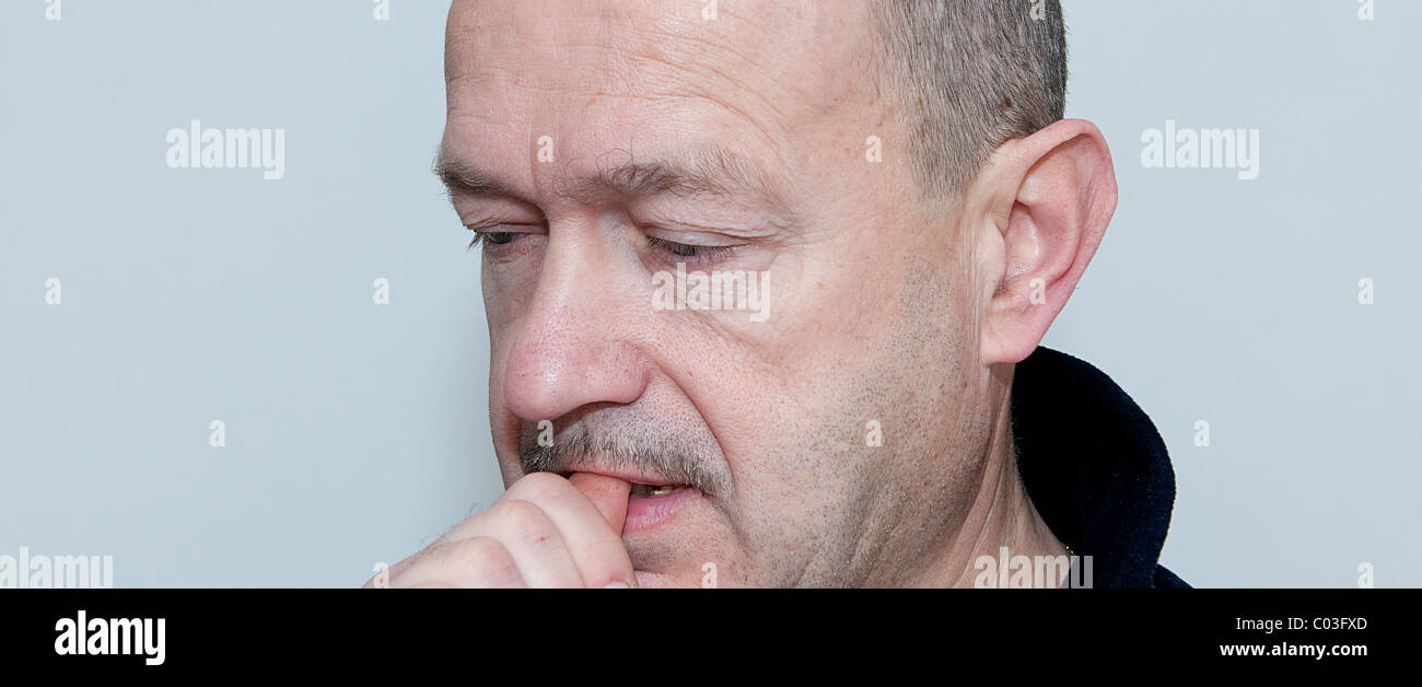 Headache expression thinking worker face hi-res stock photography and ...