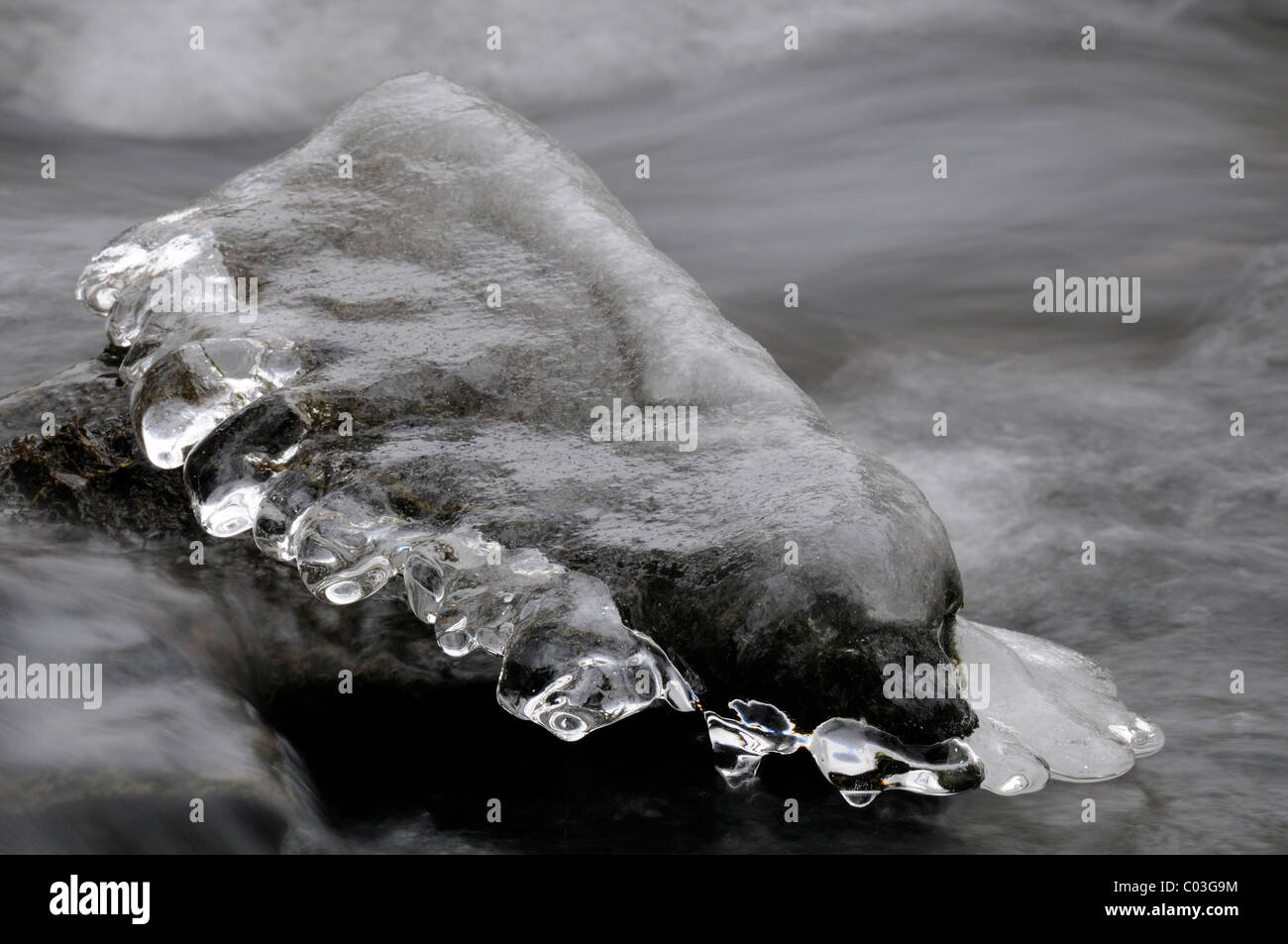 Cool stone hi-res stock photography and images - Alamy