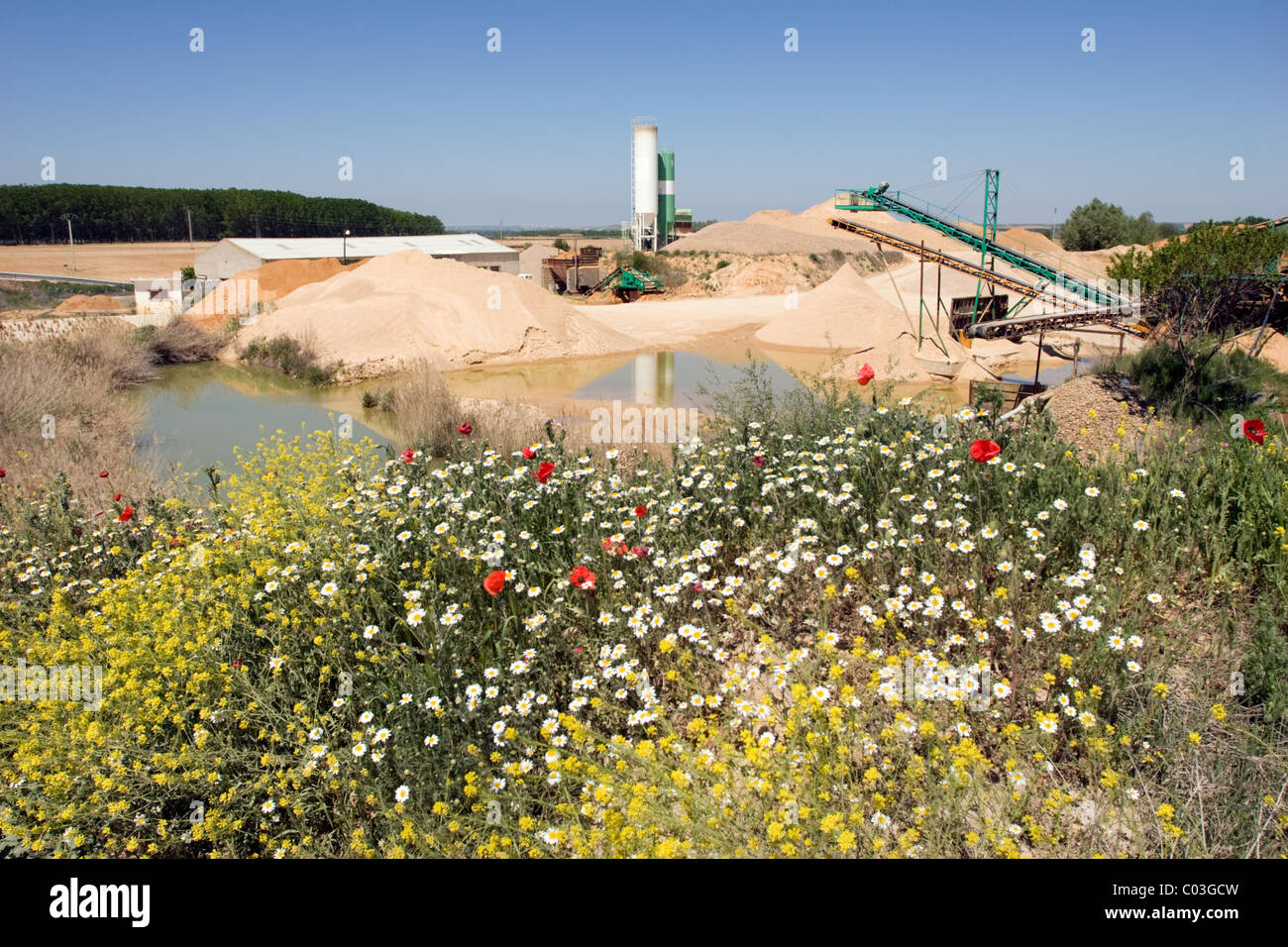 Conveyor spring hi-res stock photography and images - Alamy