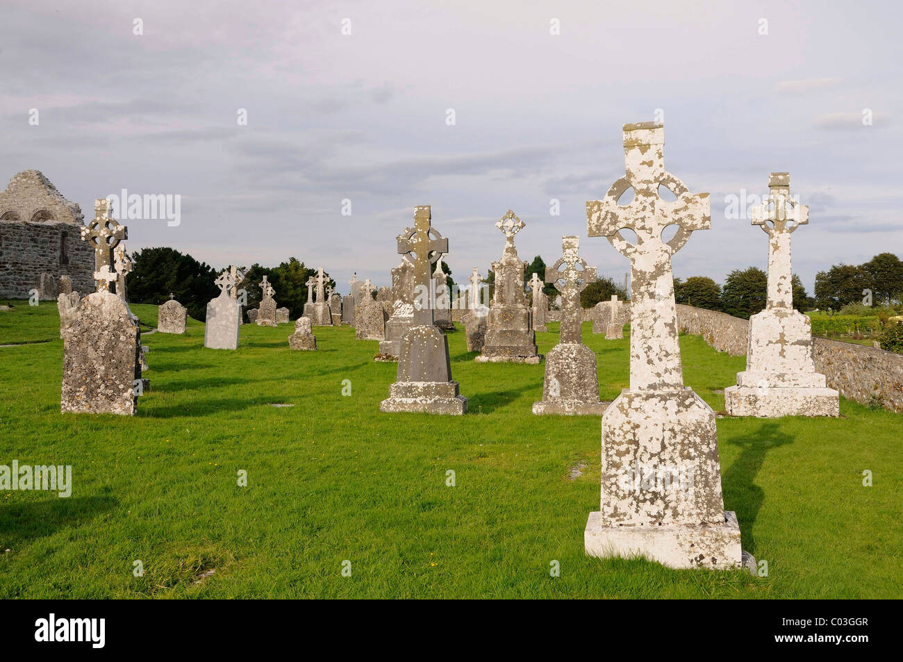 Monastery ruins of Clonmacnoise on the Shannon, Midlands, Republic of ...