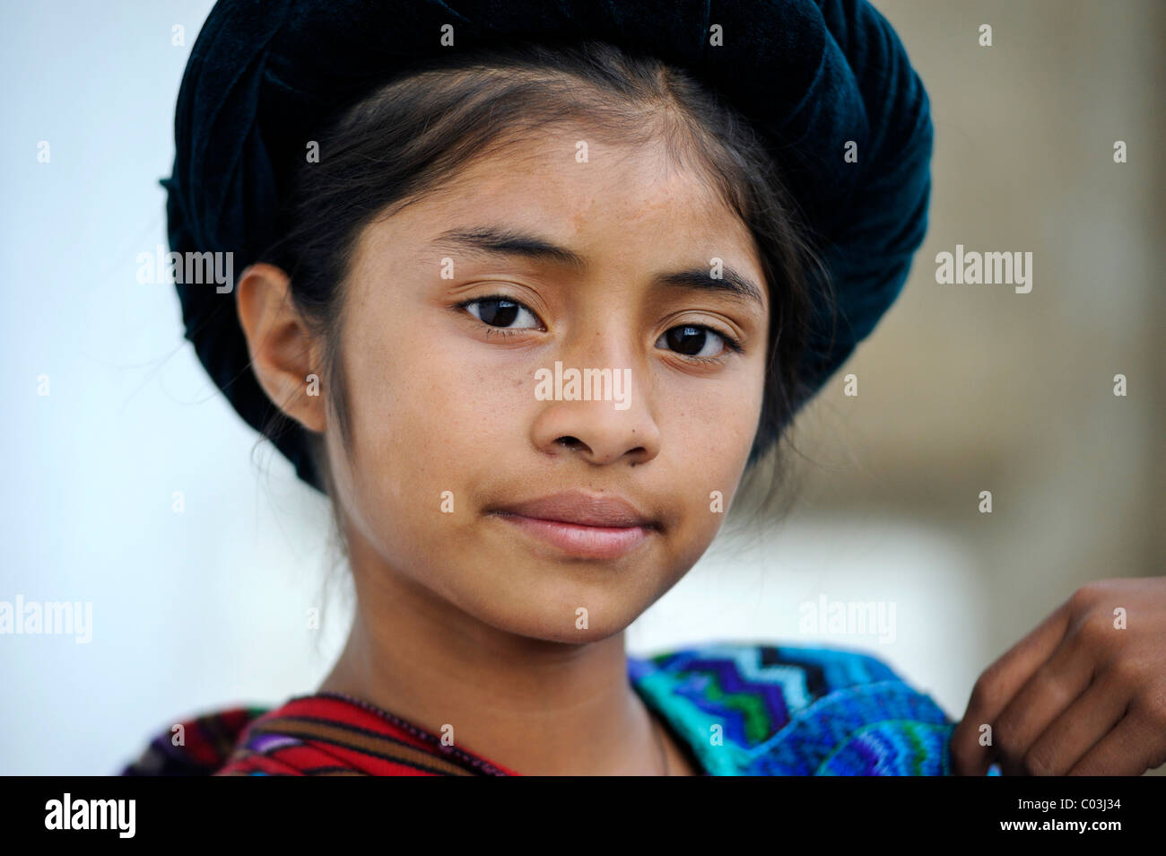Mayan girl, Antigua, Guatemala, Central America Stock Photo - Alamy