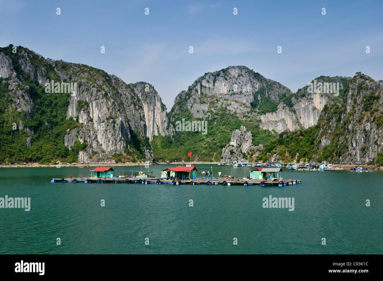 Floating village, Halong Bay, Vietnam, Southeast Asia Stock Photo - Alamy