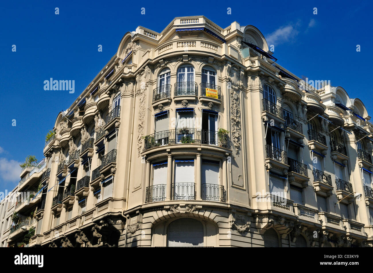 Magnificent historic building in Nice, Department Alpes-Maritimes ...
