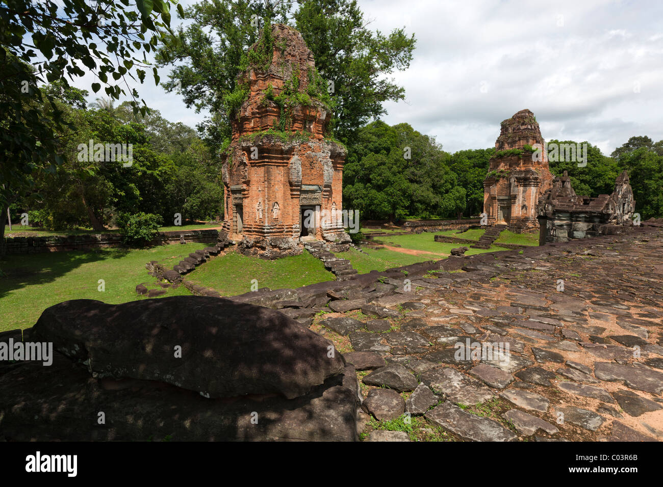 Bakong Temple near Angkor, UNESCO World Heritage Site, Siem Reap ...
