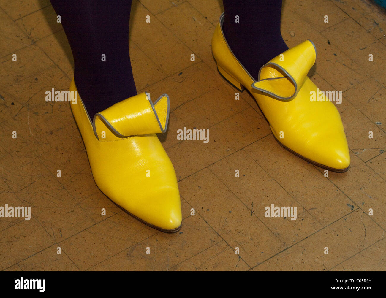 Very unusual yellow woman's shoes Stock Photo - Alamy