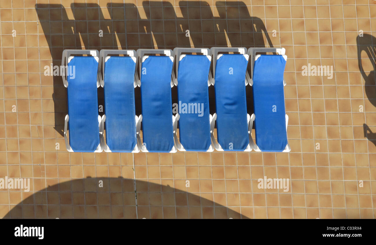 Sunbathing beds hi-res stock photography and images - Alamy