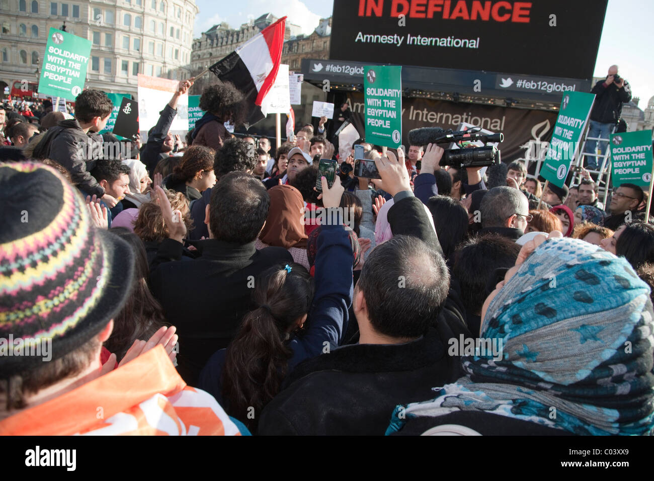 LONDON, ENGLAND - Egyptians celebrate the end to the Mubarak regime in ...