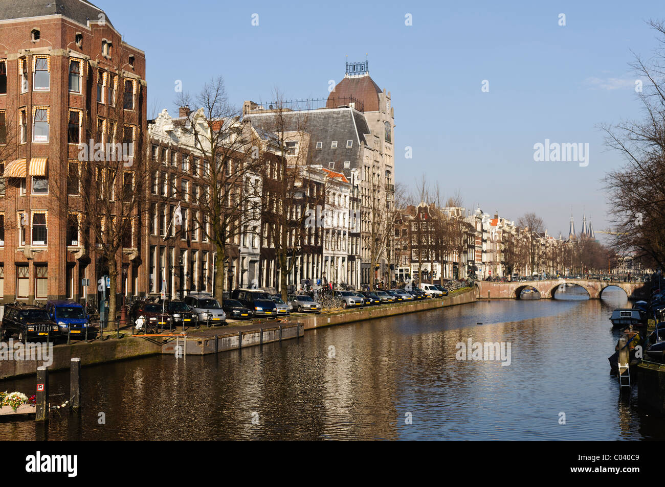 Dutch canal buildings hi-res stock photography and images - Alamy
