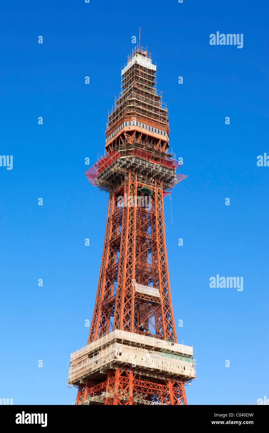 Blackpool tower with scaffold hi-res stock photography and images - Alamy