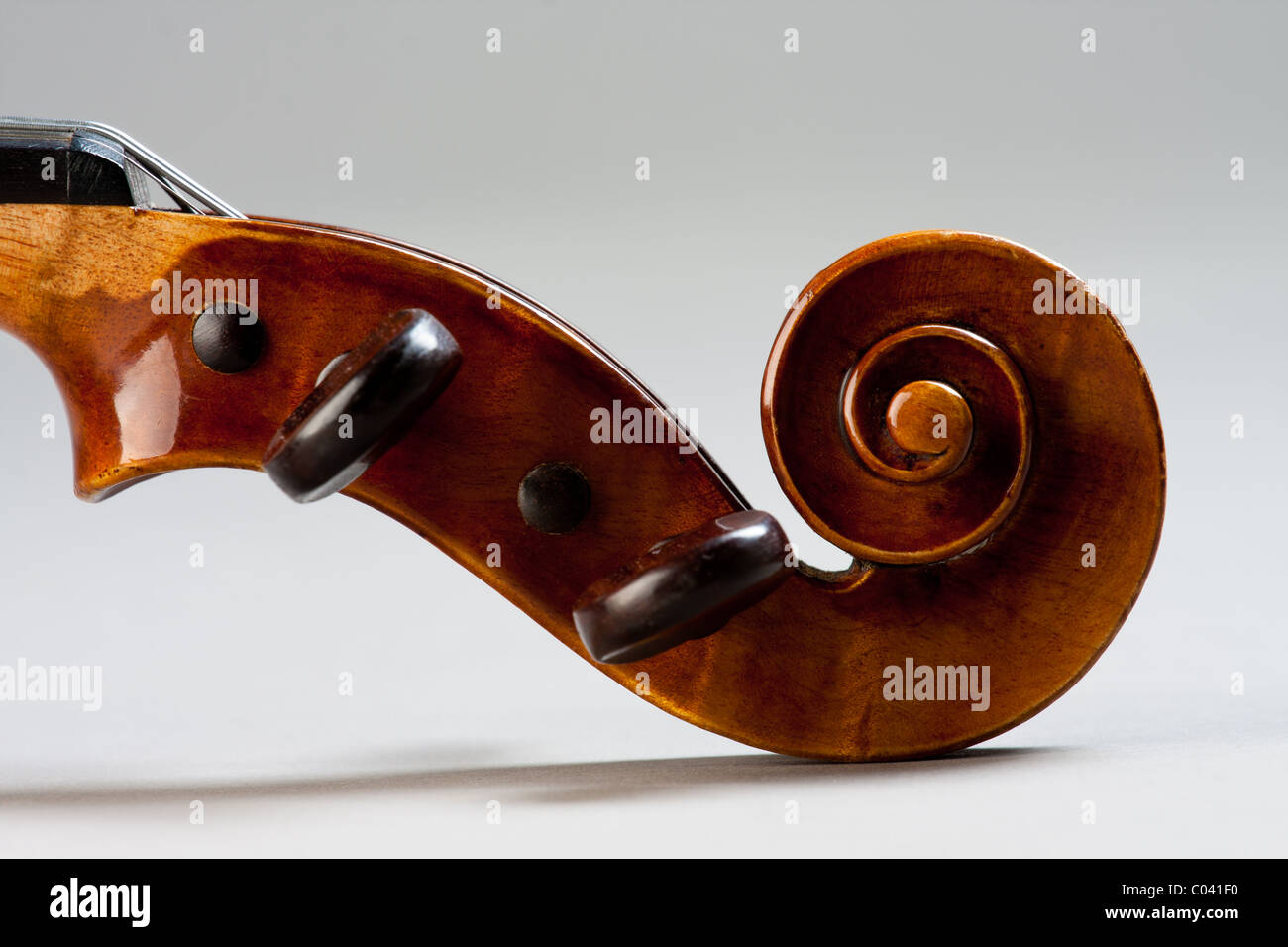 Scroll music hi-res stock photography and images - Alamy