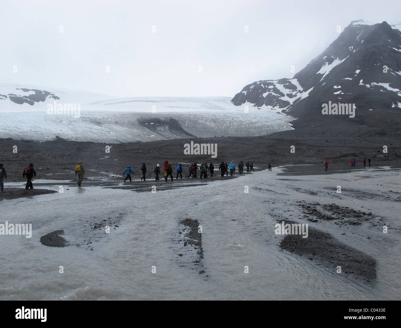 Glacier flowing into bay hi-res stock photography and images - Alamy