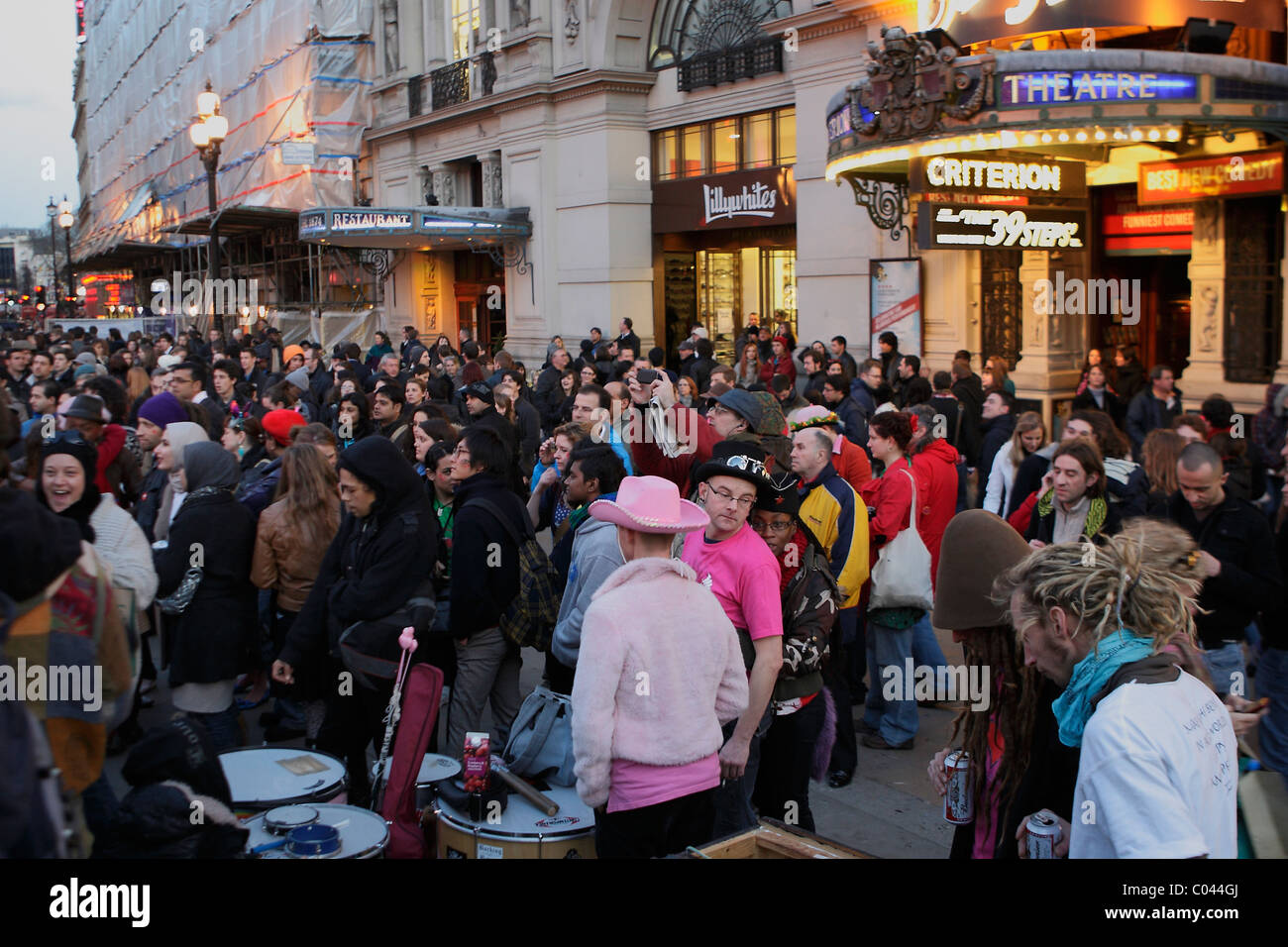 West End, London packed street scene Stock Photo - Alamy