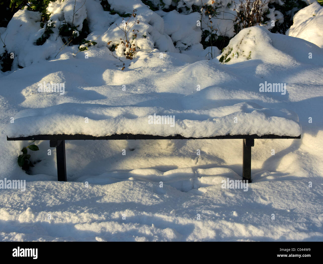 arrow valley lake redditch winter Stock Photo - Alamy