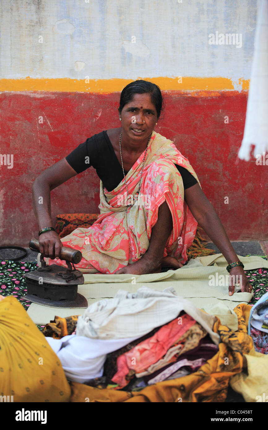 lady ironing Andhra Pradesh South India Stock Photo - Alamy