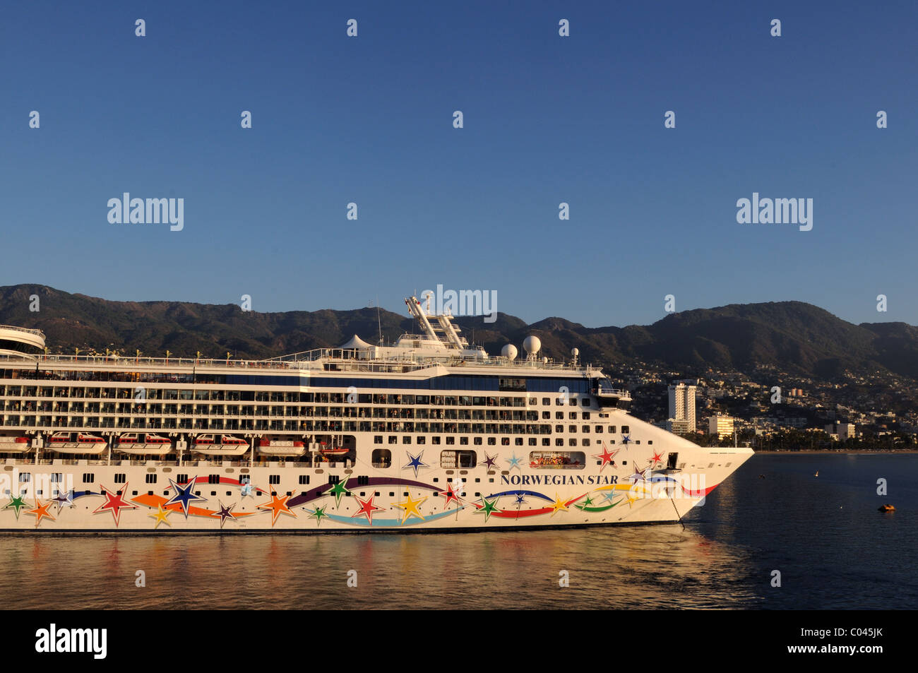 Norwegian star hi-res stock photography and images - Alamy