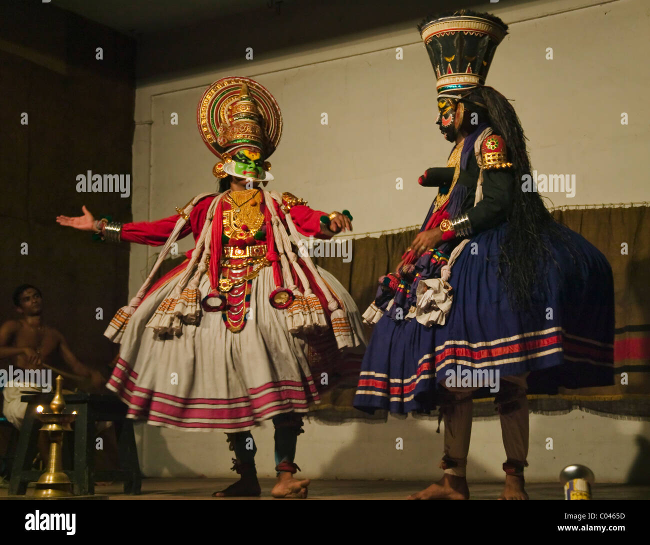 Kathakali dancing performance, Kerala, Kochi, India Stock Photo - Alamy