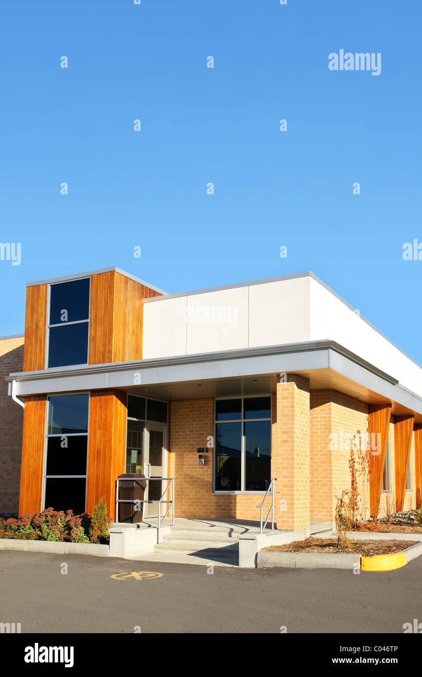 Public building ramp hi-res stock photography and images - Alamy