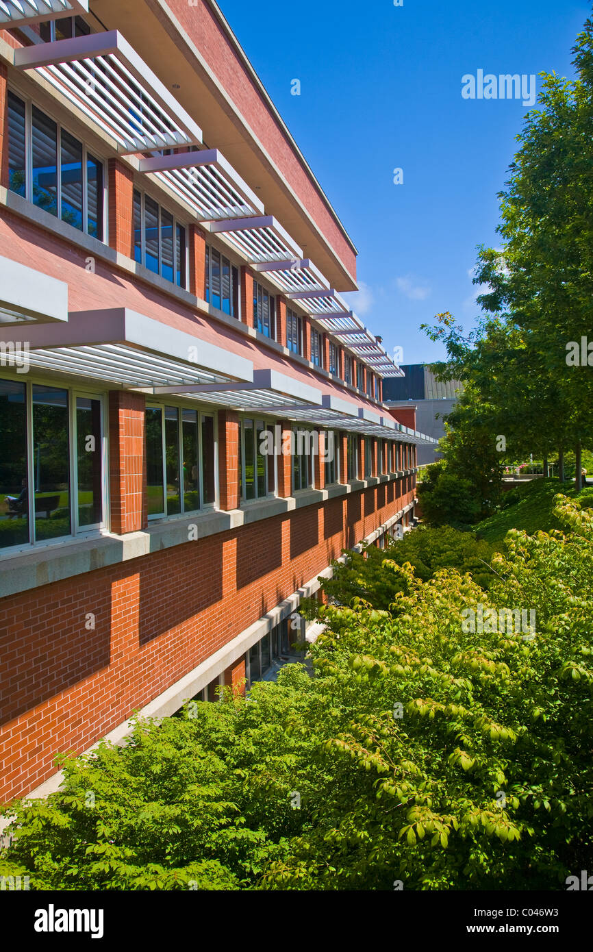 Institutional building hi-res stock photography and images - Alamy