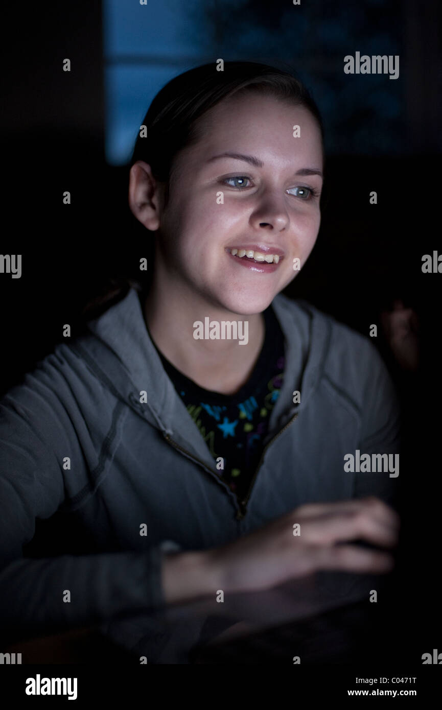 Teen computer reaction teenager hi-res stock photography and images - Alamy