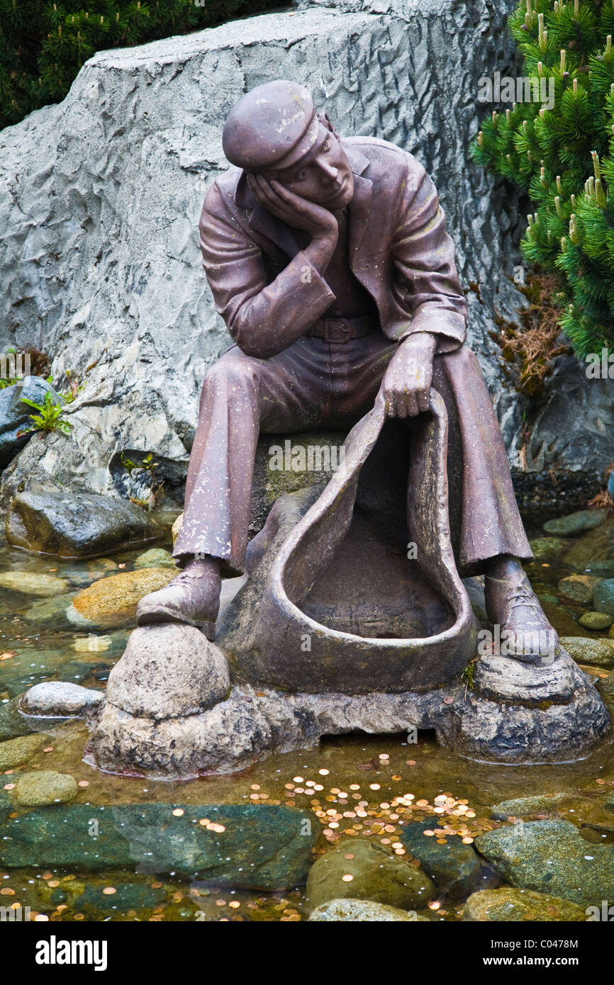 Rock statue exhibition hi-res stock photography and images - Alamy