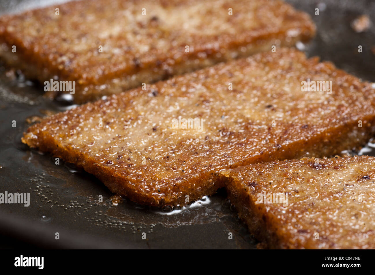 Scrapple hi-res stock photography and images - Alamy