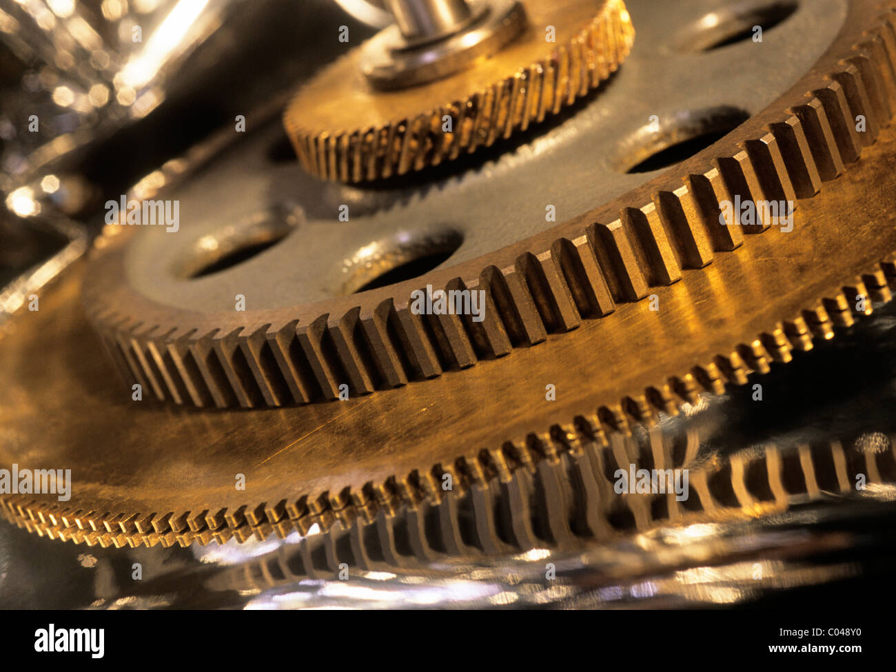 One metal gear, Cogs, Still Life, Industry, Mechanical gears, Heavy ...