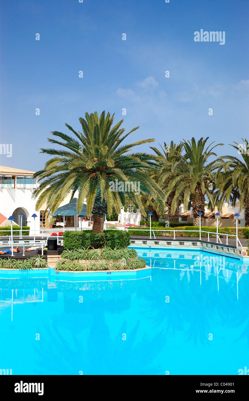 Swimming pool and palm trees at the luxury hotel, Crete, Greece Stock ...