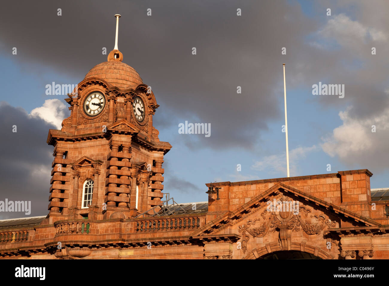 Nottingham Railway station Nottingham England UK Stock Photo - Alamy