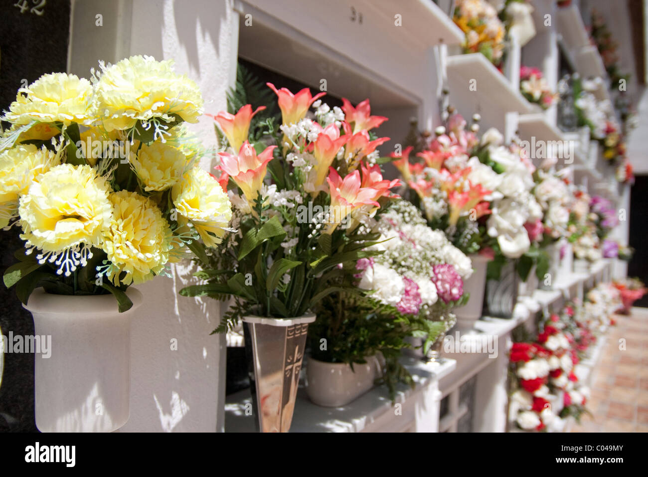 Spanish cemetery hi-res stock photography and images - Alamy