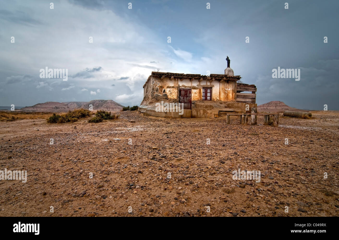 Shepherd hut at desert Stock Photo - Alamy
