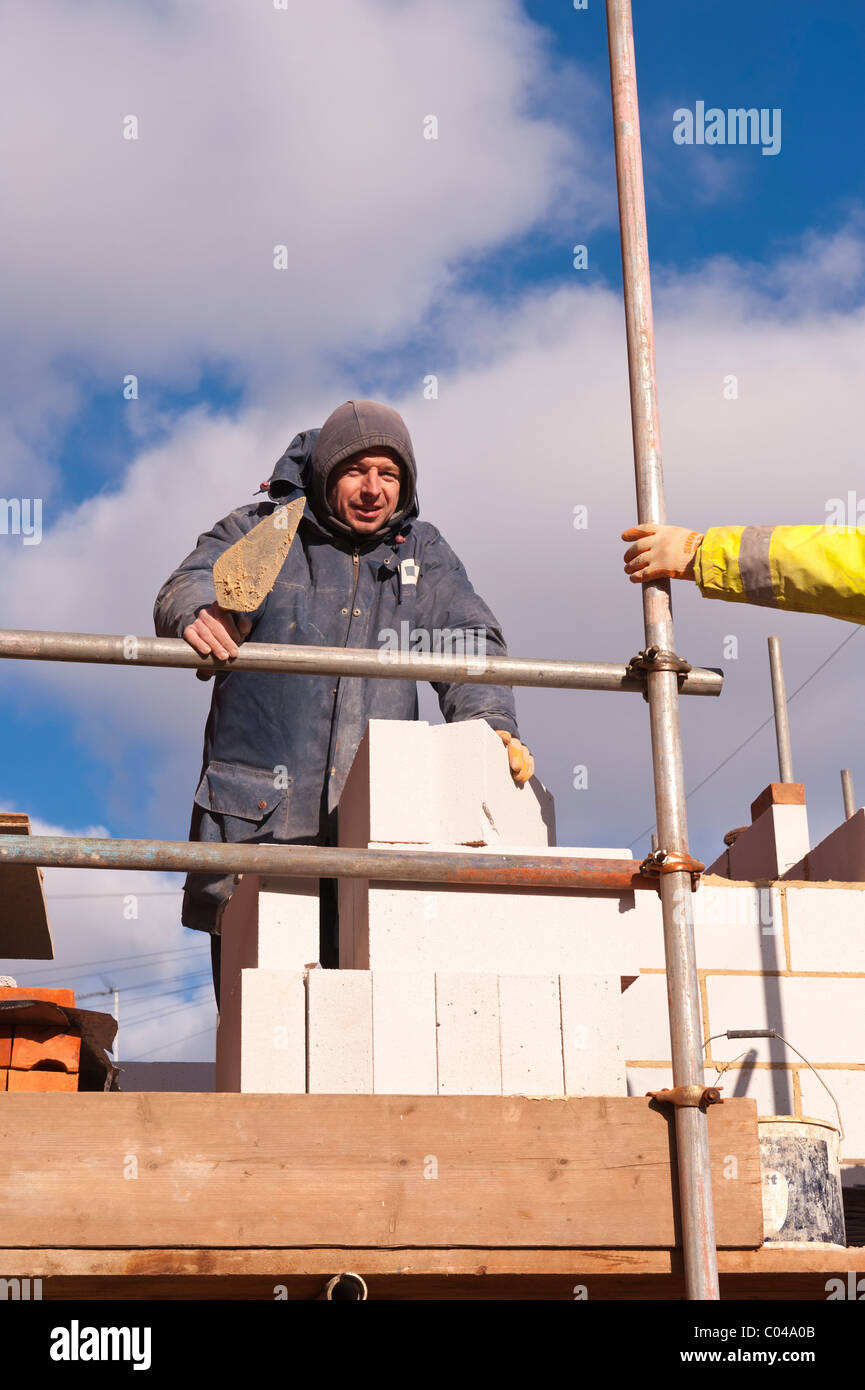 Bricklayer hi-res stock photography and images - Alamy