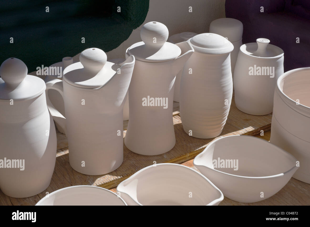 Unglazed pottery hi-res stock photography and images - Alamy
