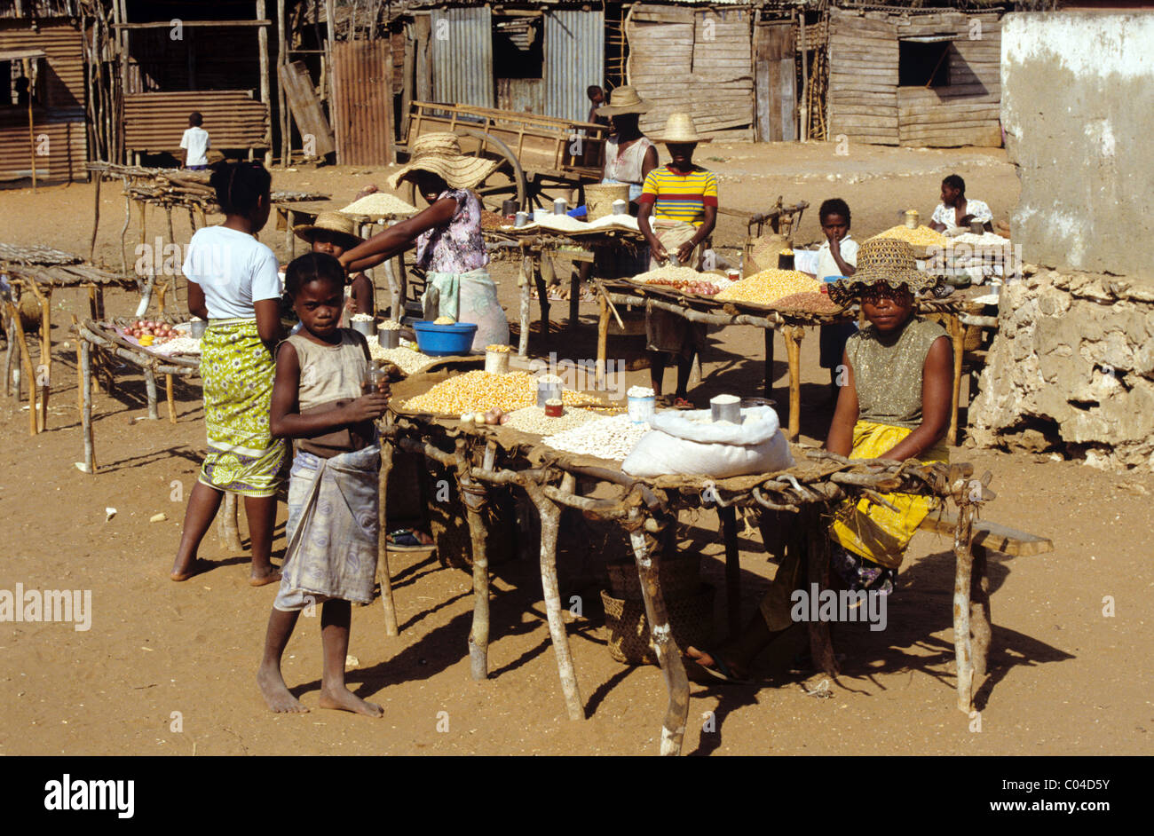 Peasants market hi-res stock photography and images - Alamy