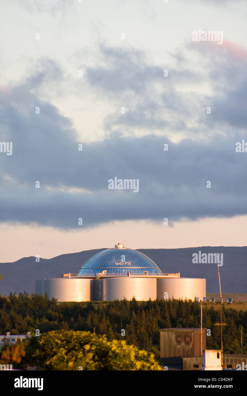 Perlan restaurant in Reykjavik, Iceland Stock Photo - Alamy