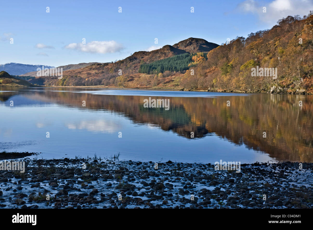 Scottish loch scenery hi-res stock photography and images - Alamy