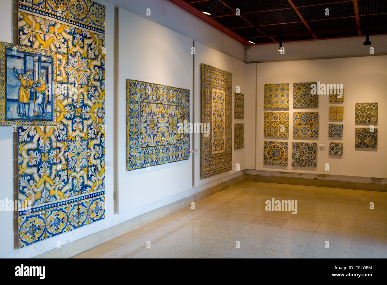 Museum tiles hi-res stock photography and images - Alamy