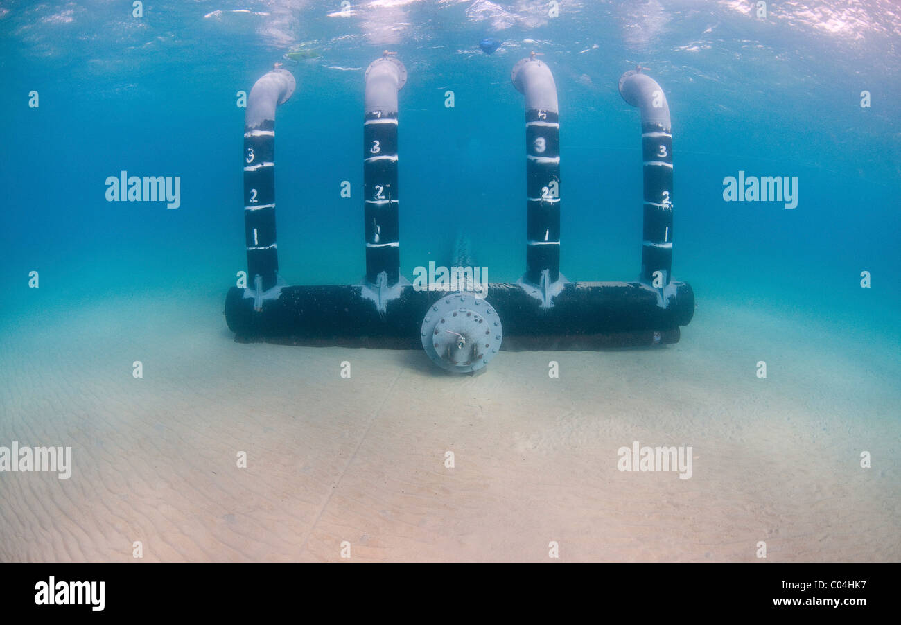 Underwater Pipes Stock Photos & Underwater Pipes Stock Images - Alamy
