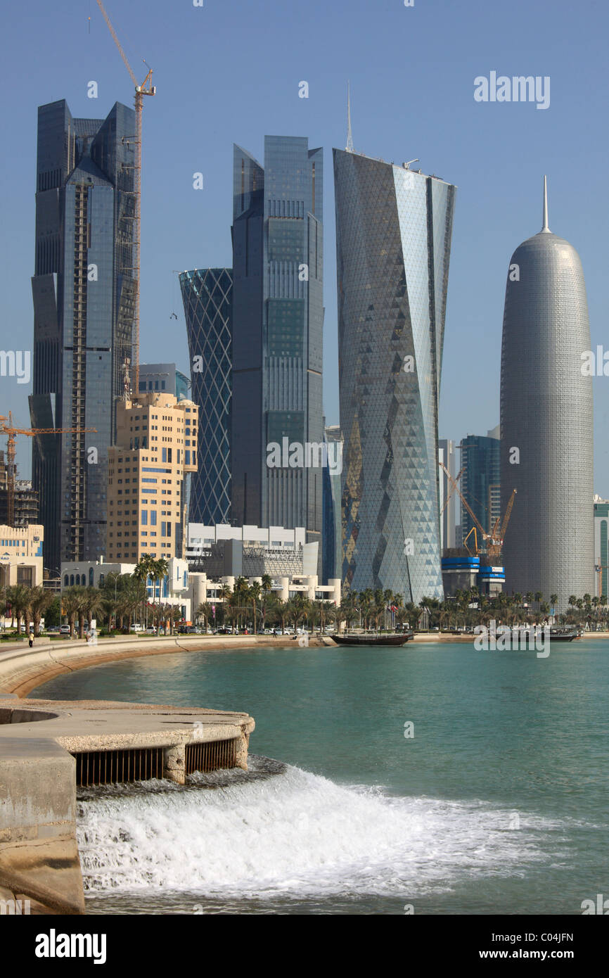 Doha general view hi-res stock photography and images - Alamy
