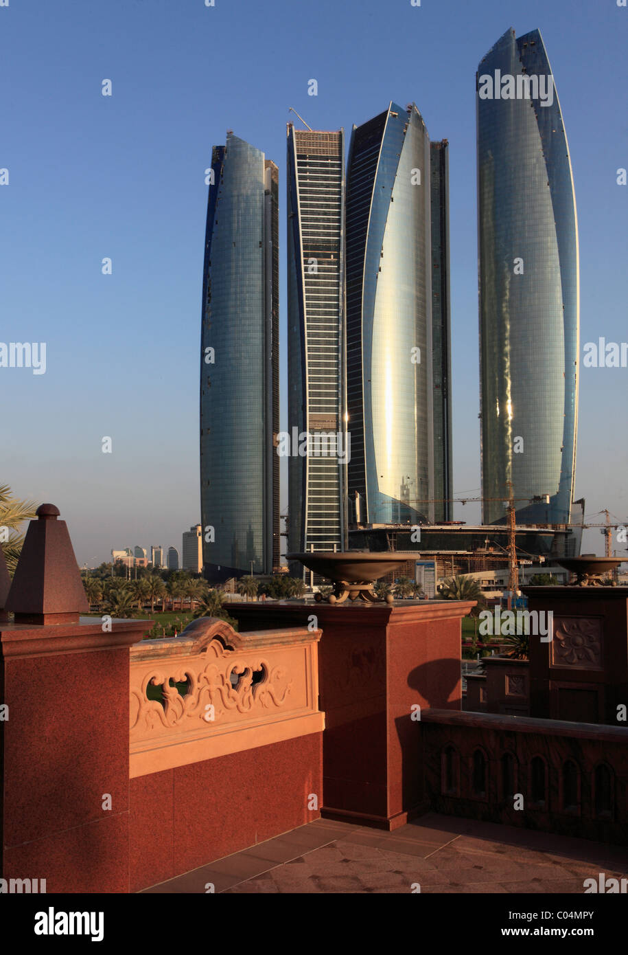 Modern skyscrapers etihad towers hi-res stock photography and images ...