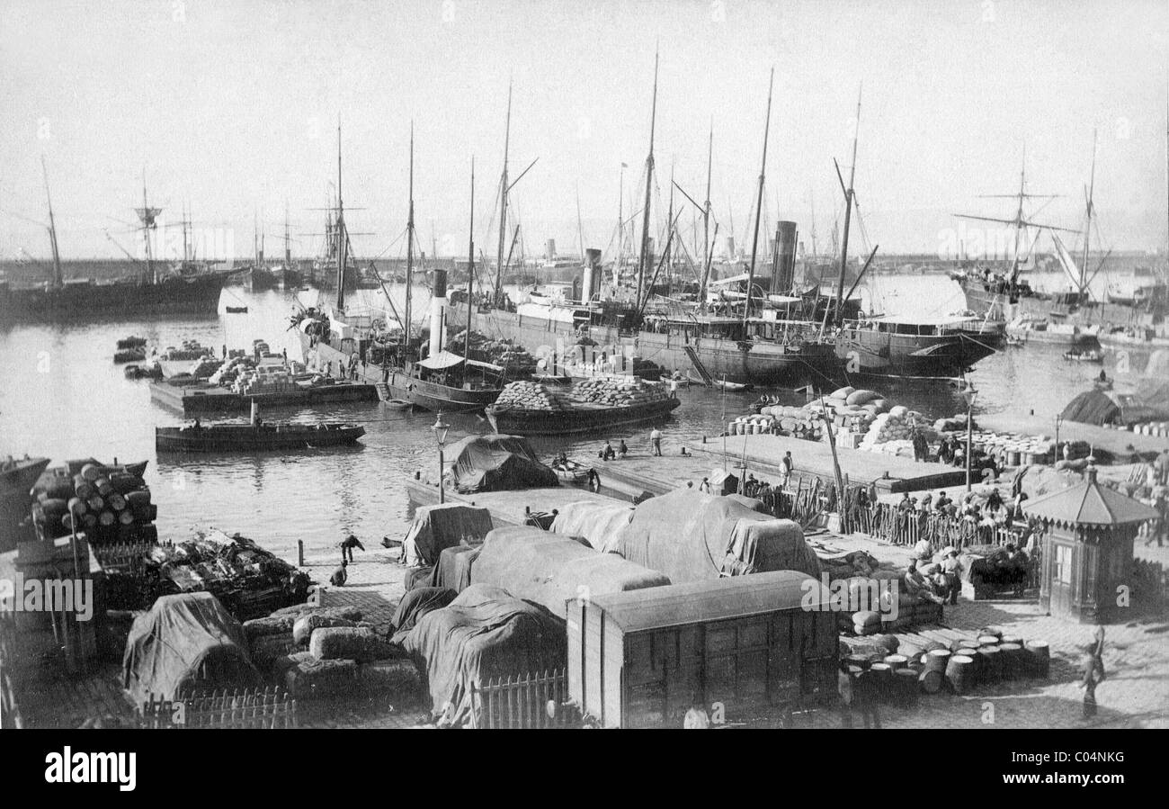 On quay Black and White Stock Photos & Images - Alamy