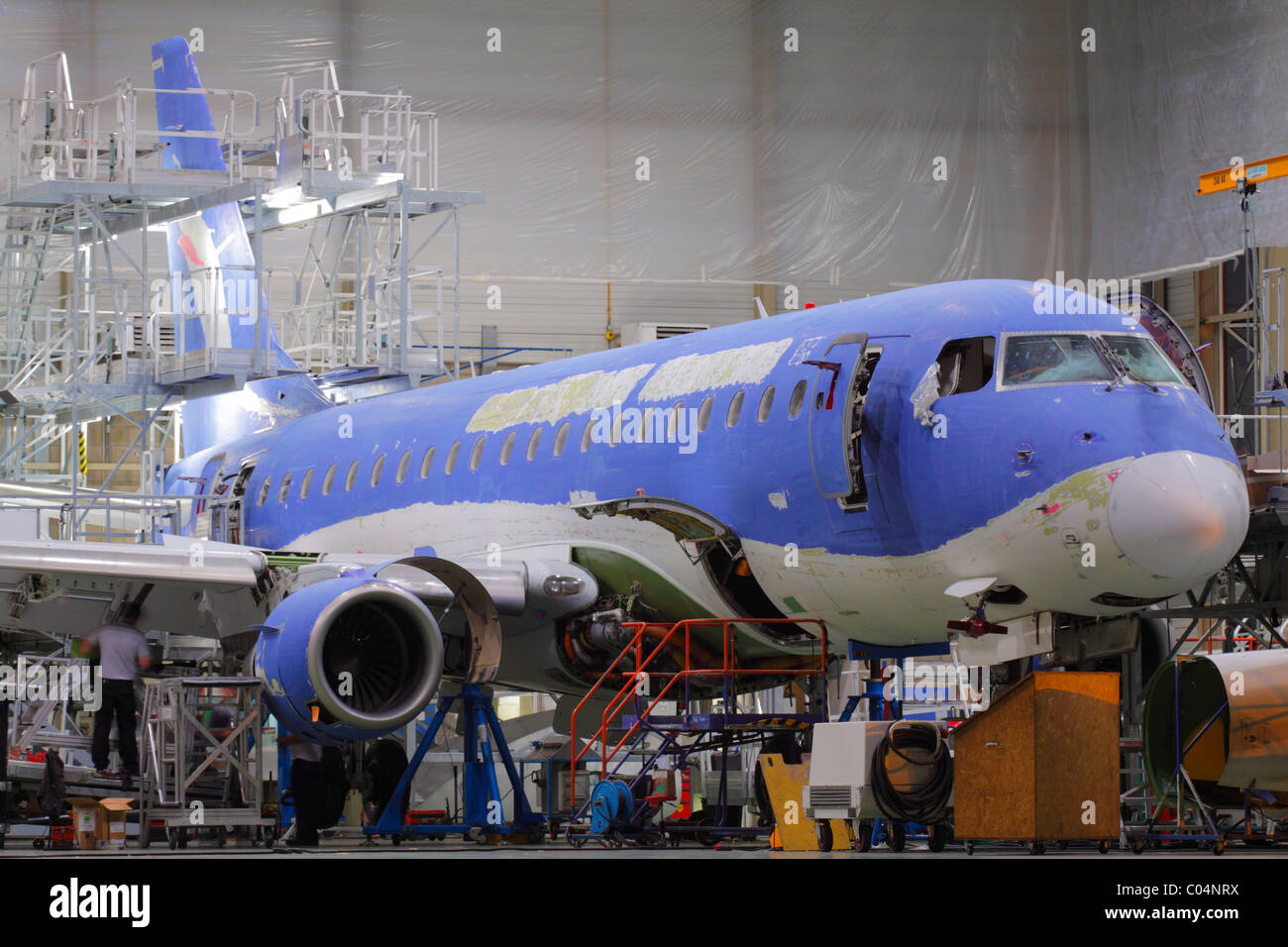 Aviation maintenance hi-res stock photography and images - Alamy