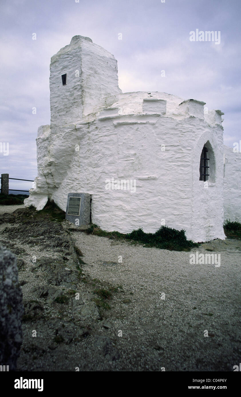 Huers Hut overlooking Newquay Harbour Stock Photo - Alamy Huers Hut overlooking Newquay Harbour Stock Photo - Alamy