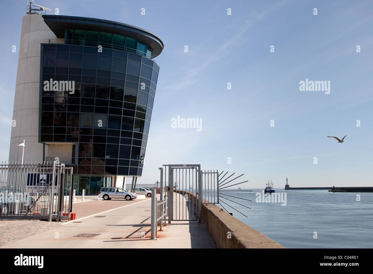 Port operations control hi-res stock photography and images - Alamy