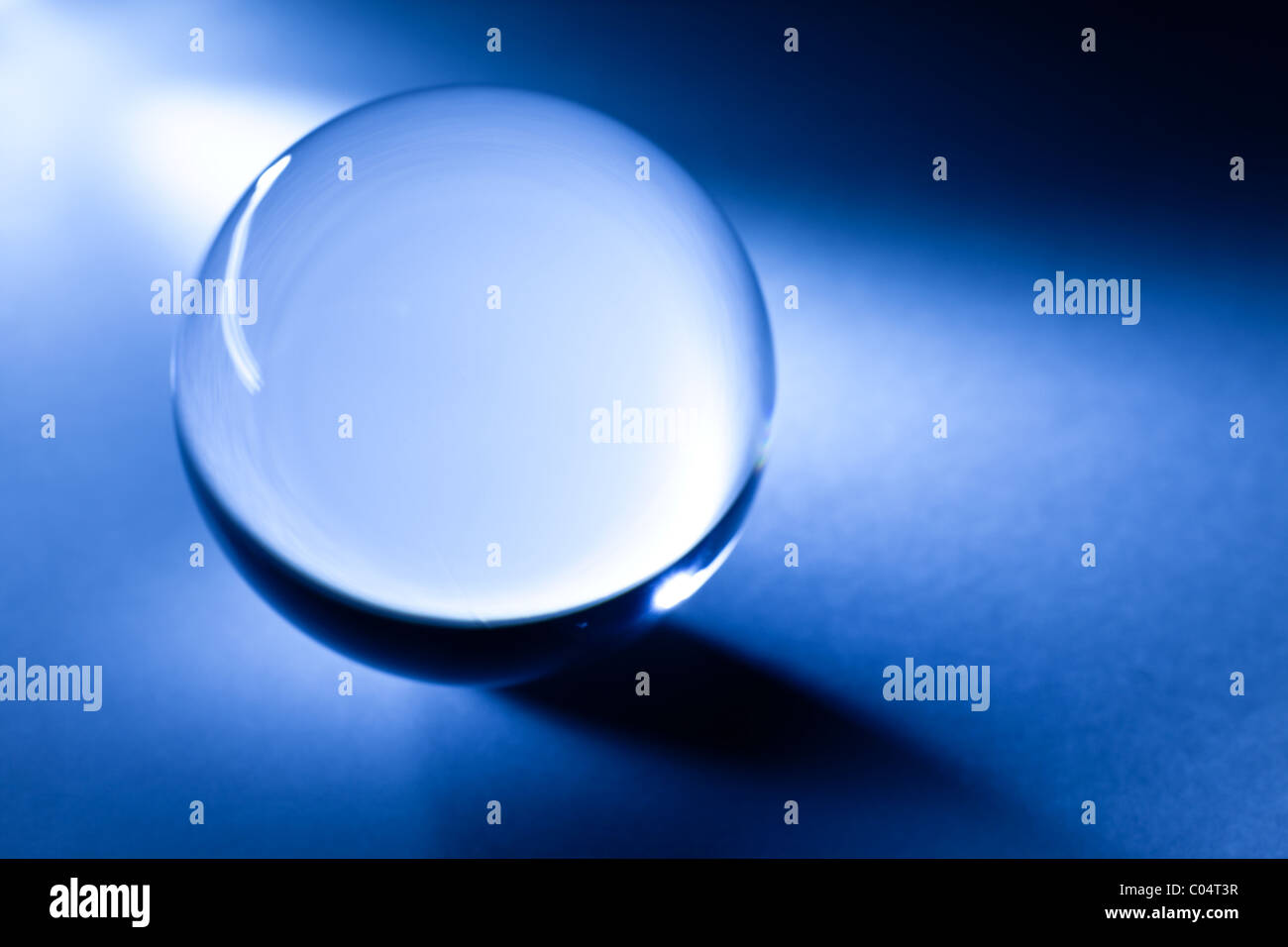 Crystal ball hi-res stock photography and images - Alamy