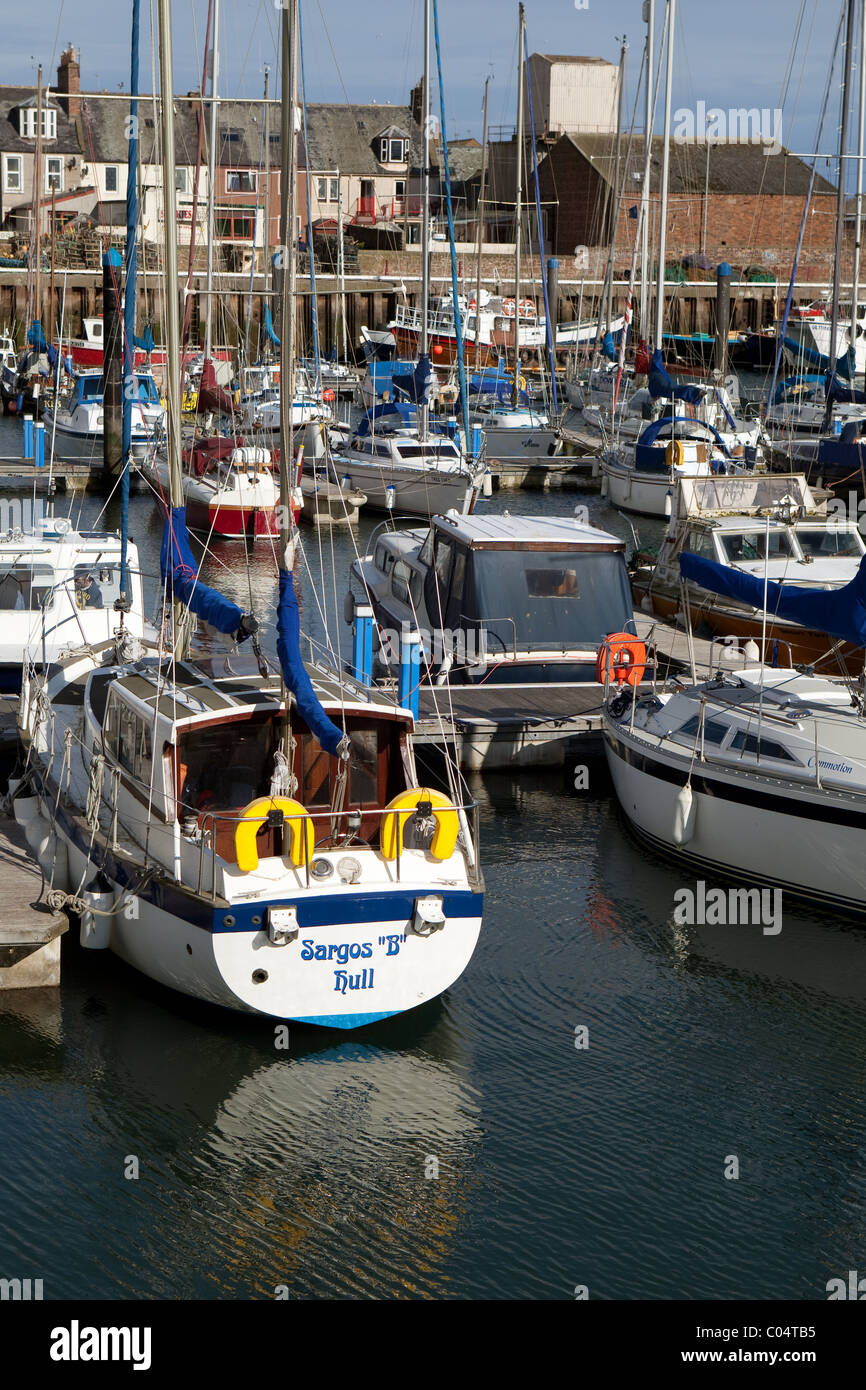 Scottish harbours hi-res stock photography and images - Alamy