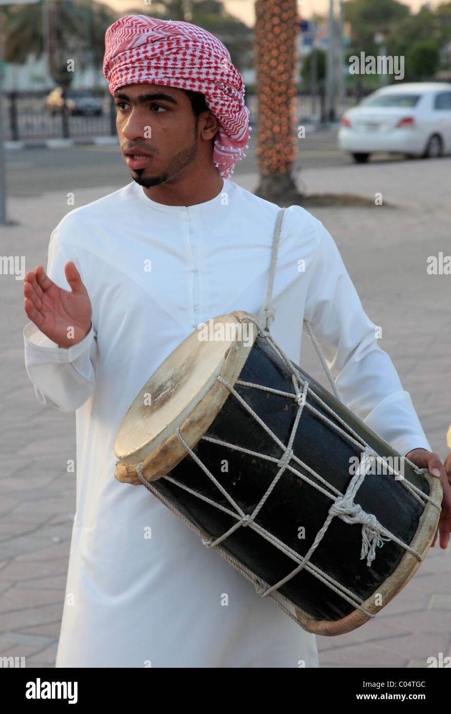 Arab drummer hi-res stock photography and images - Alamy