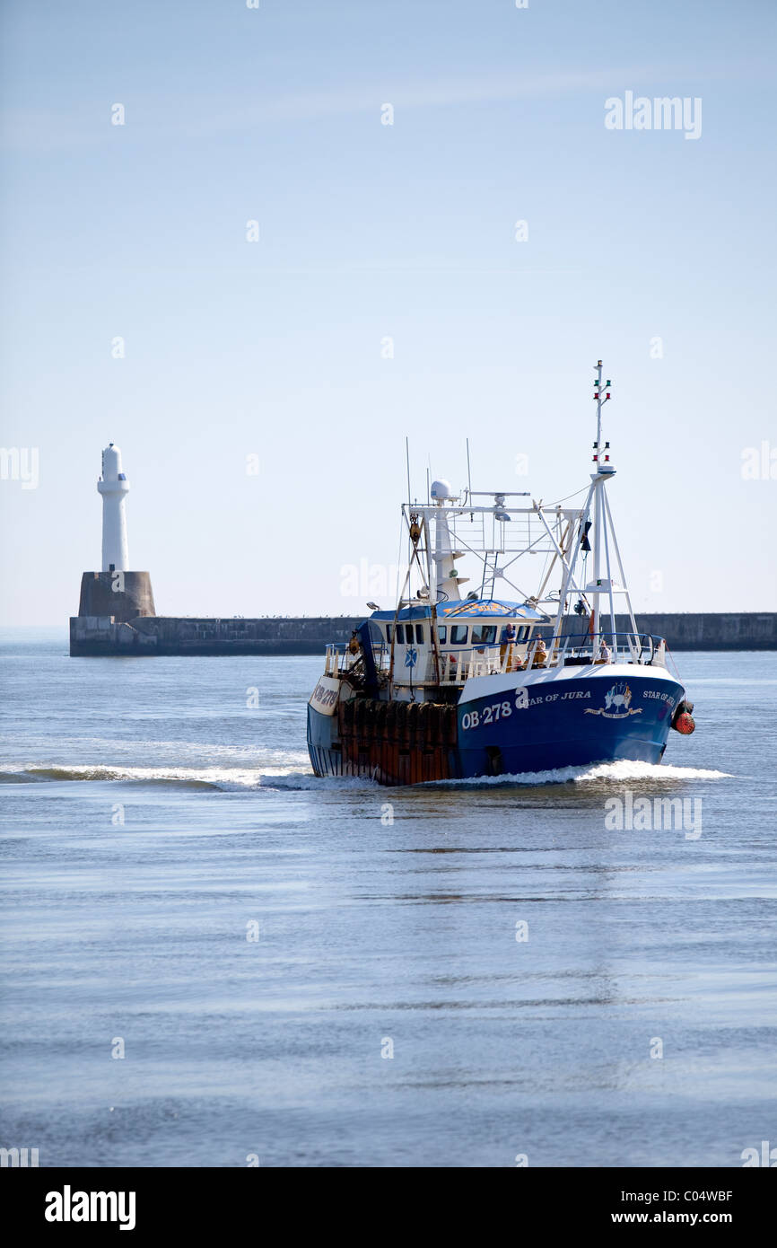 18.9 metre scallop trawler "star of Jura" arriving Aberdeen with ...