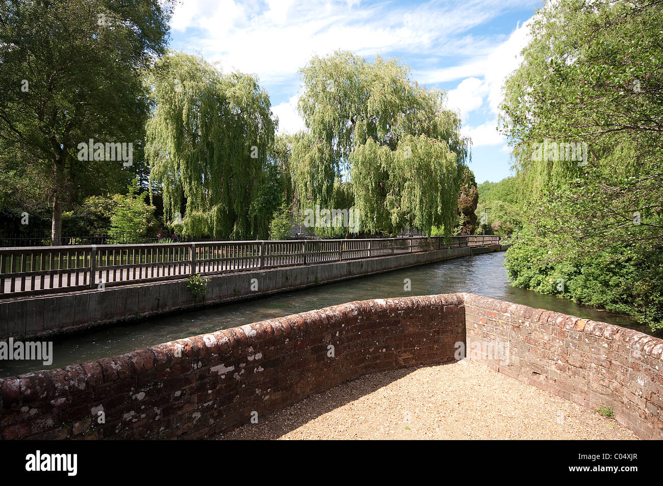 Winchester river itchen hi-res stock photography and images - Alamy