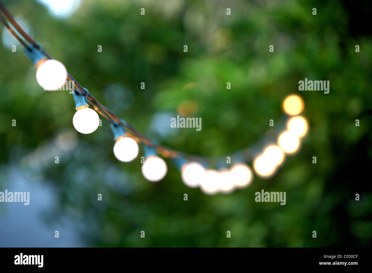 Outdoor garden lighting hi-res stock photography and images - Alamy